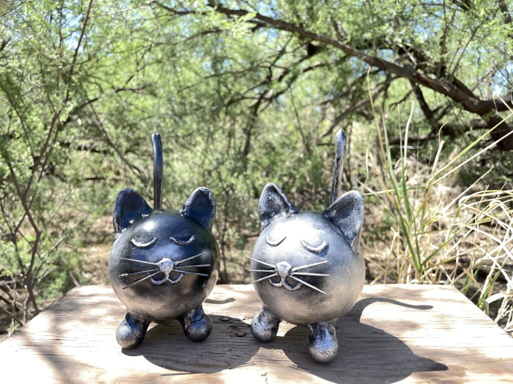 Custom Cat Memorial Urn - Custom Pet Urns